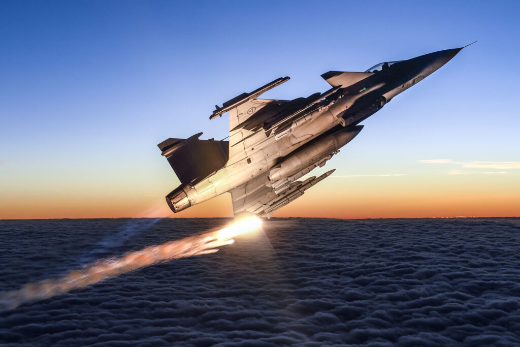 Μαχητικά αεροσκάφη Saab JAS 39 Gripen και Eurofigther σχεδιάζει να ...